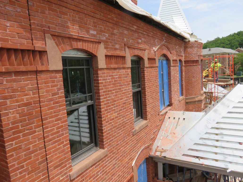 Physical Sciences Building - Building Envelope Technologies, Inc.